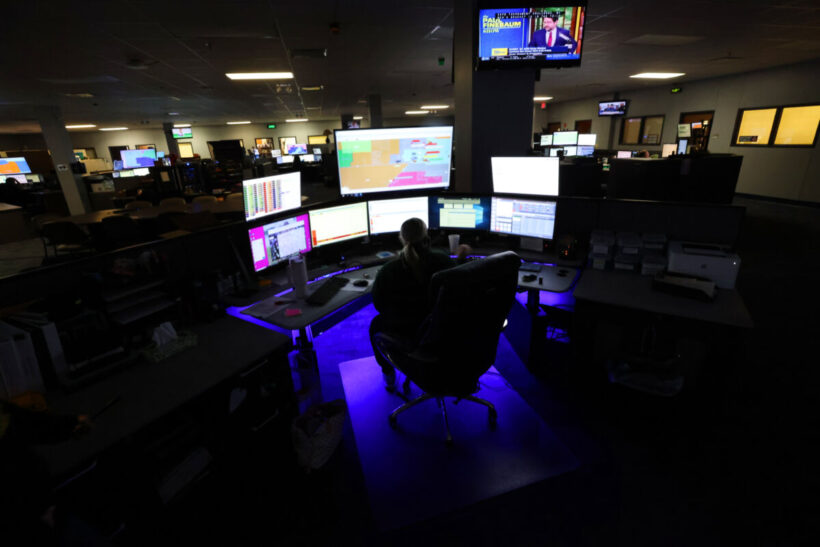 How location services and the organizational structure of a 911 call ...