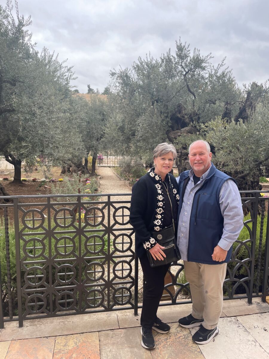 Ocalans visit war-torn country | Ocala Gazette